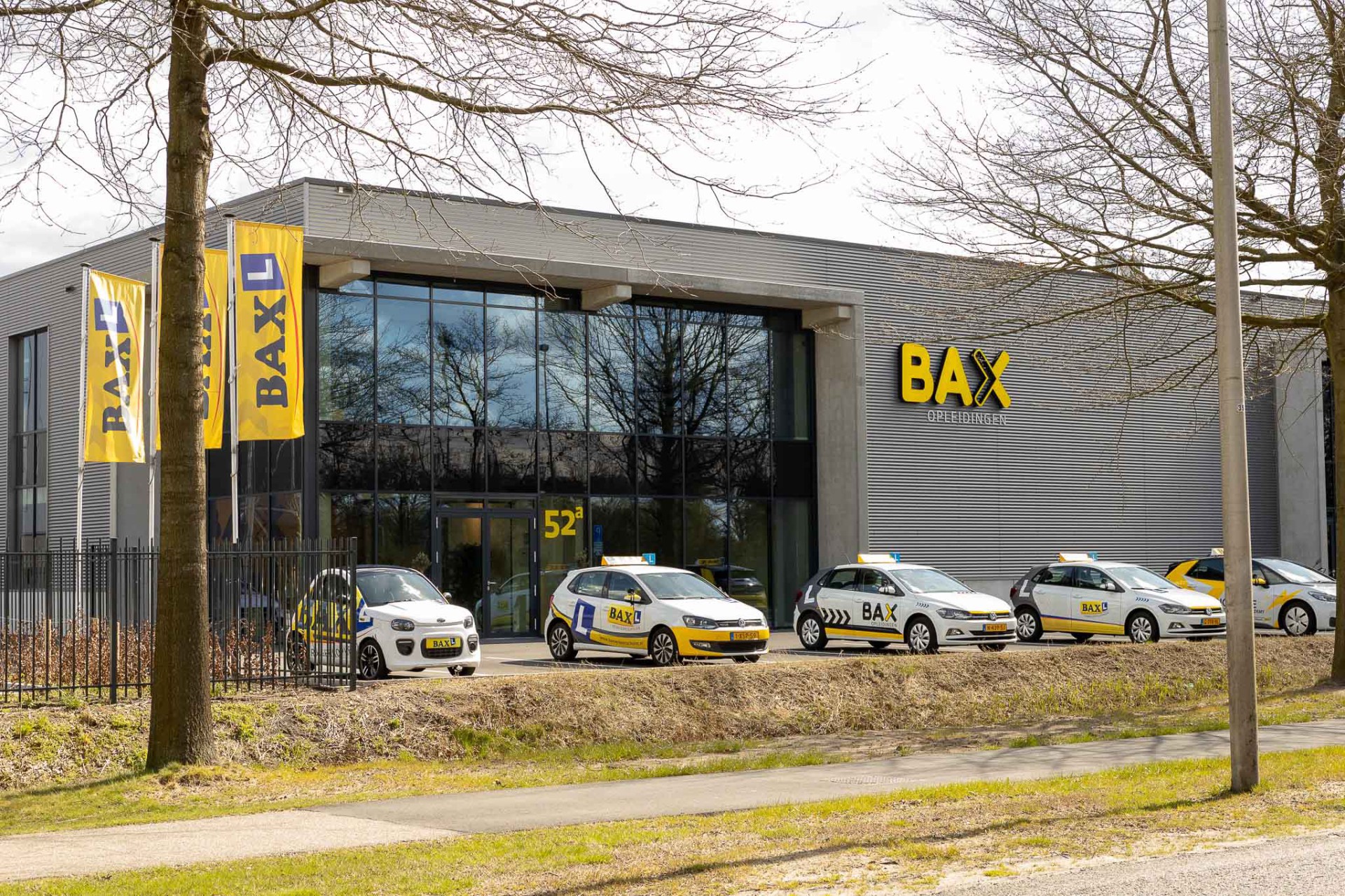 Bax Opleidingen - Dé rijschool en opleider van regio Tilburg en Den Bosch