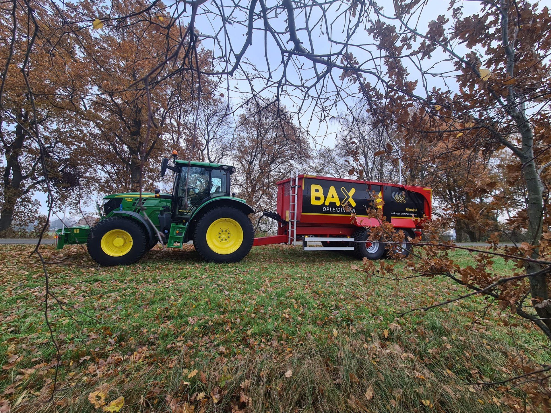 Tractorrijbewijs halen in regio Tilburg en Den Bosch - Dé rijschool en ...
